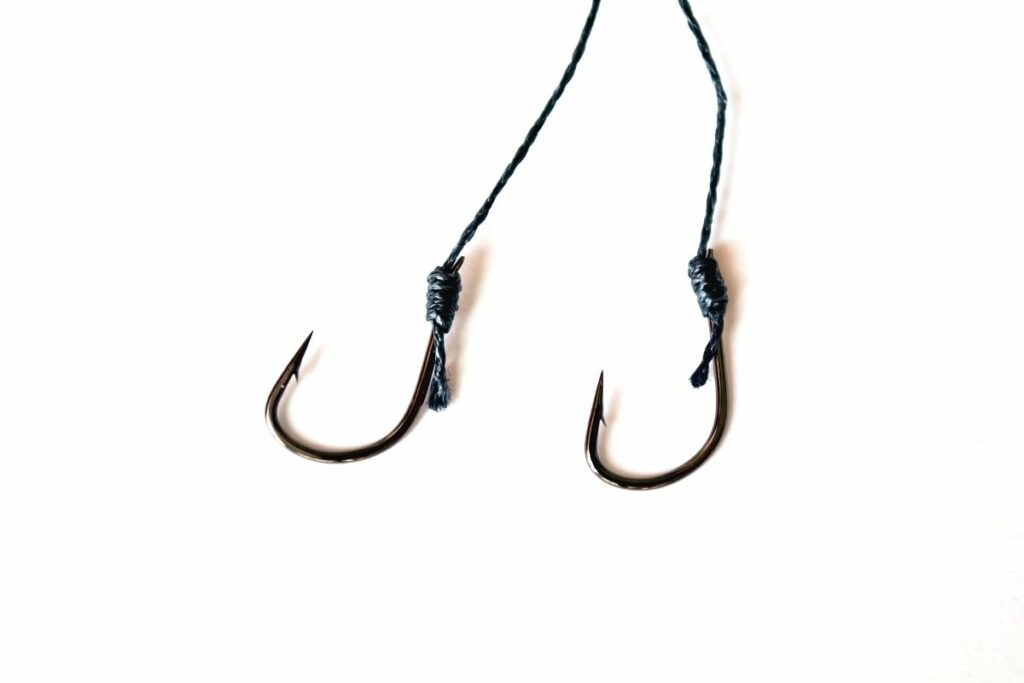 How To Snell A Hook The Easy Way | Fishing Hook Tips